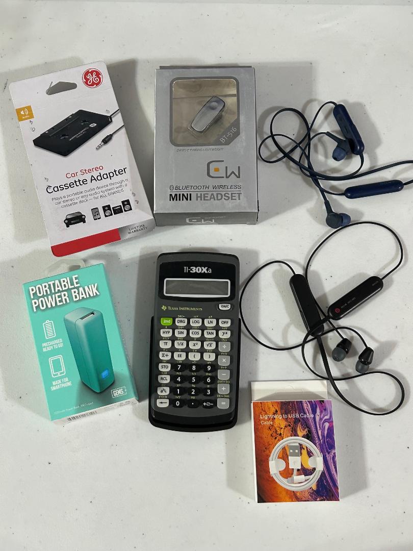 Electronic Lot 12 | Property Room