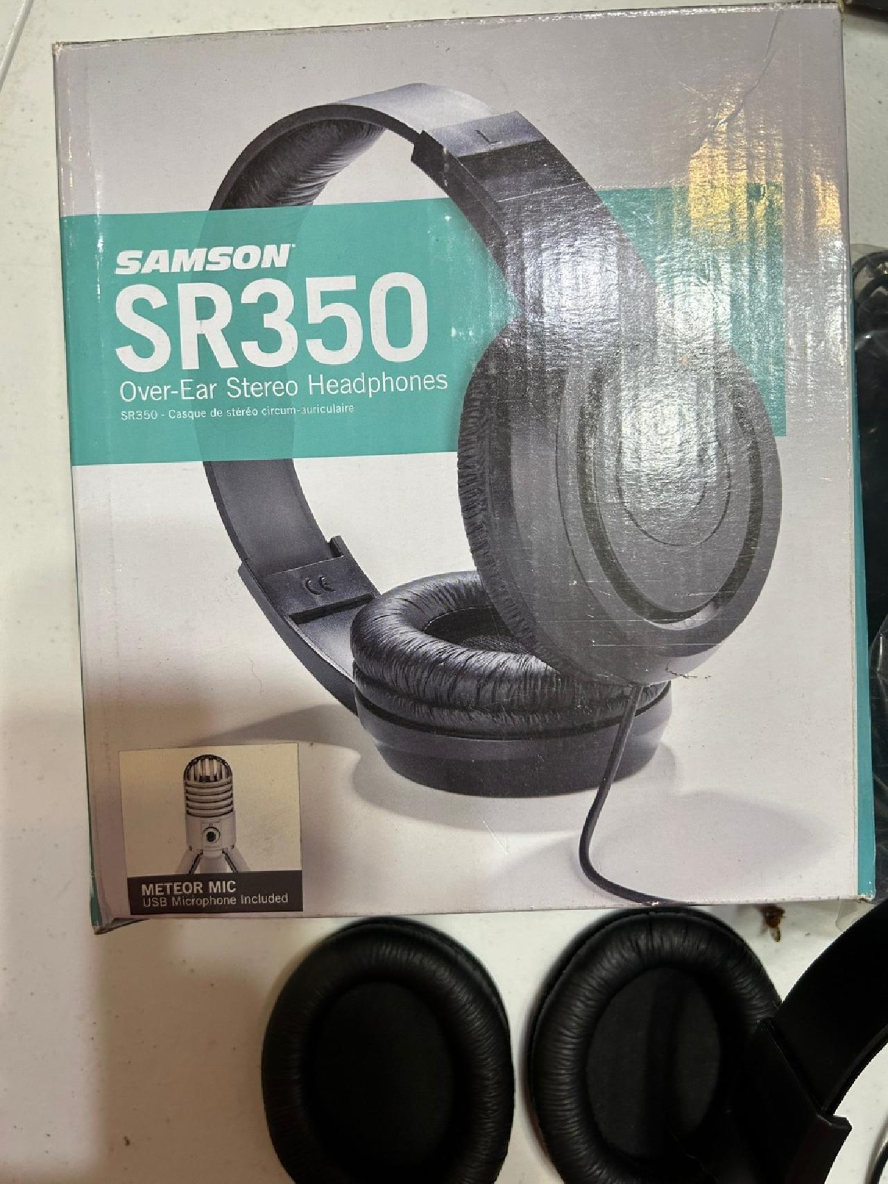 Samson SR350 Over-Ear Stereo Headphones (Black) | Property Room