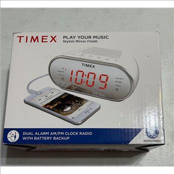 Timex Dual Alarm AM/FM Clock Recharge System | Property Room
