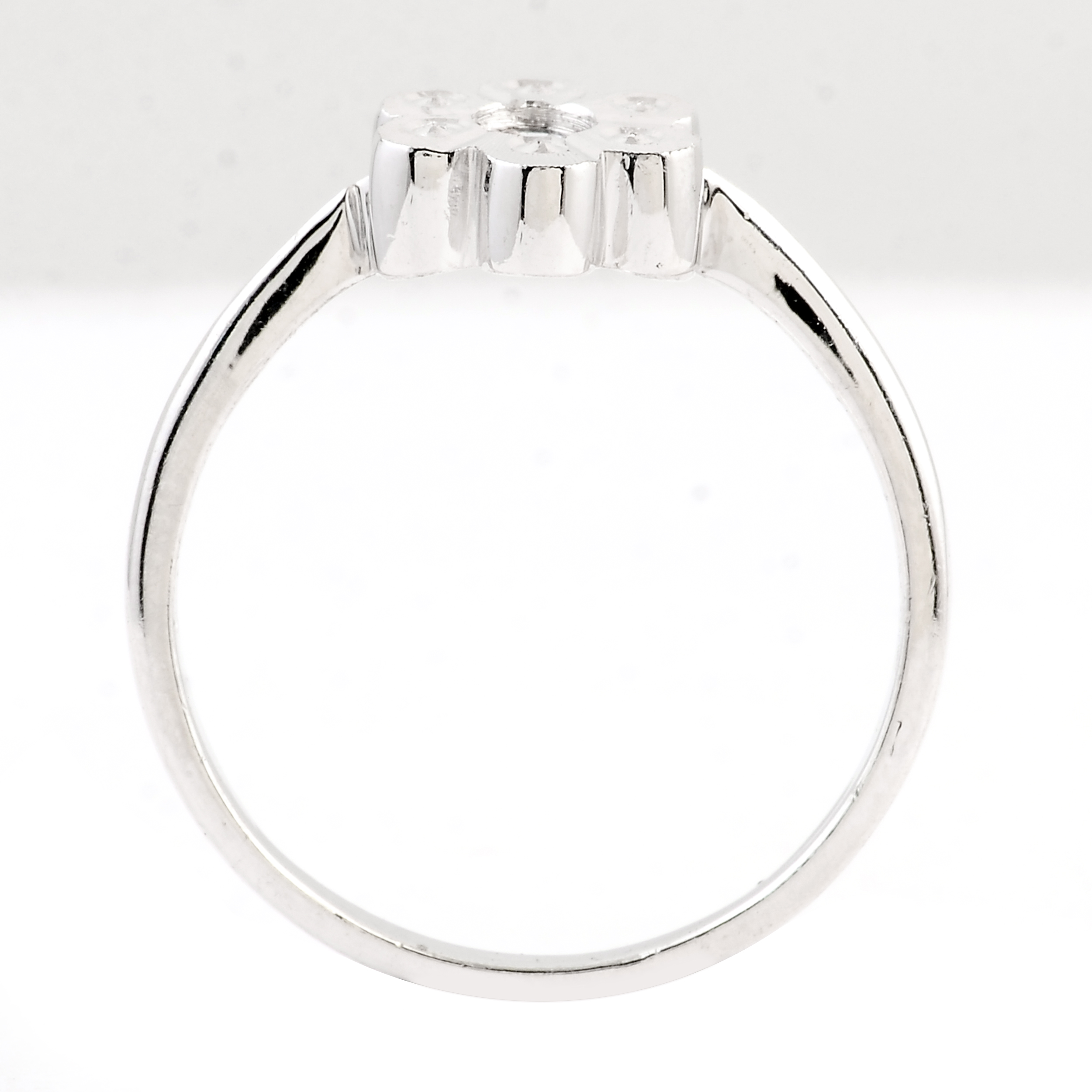 NO RESERVE 0.00 Ct Plain 925 Sterling Silver Ring | Property Room